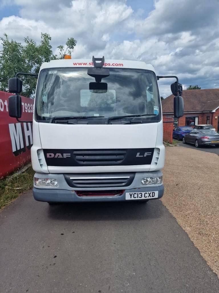 ZappAds: 2013 DAF TRUCKS LF 180 12T GVW CHAINLIFT SKIPLOADER