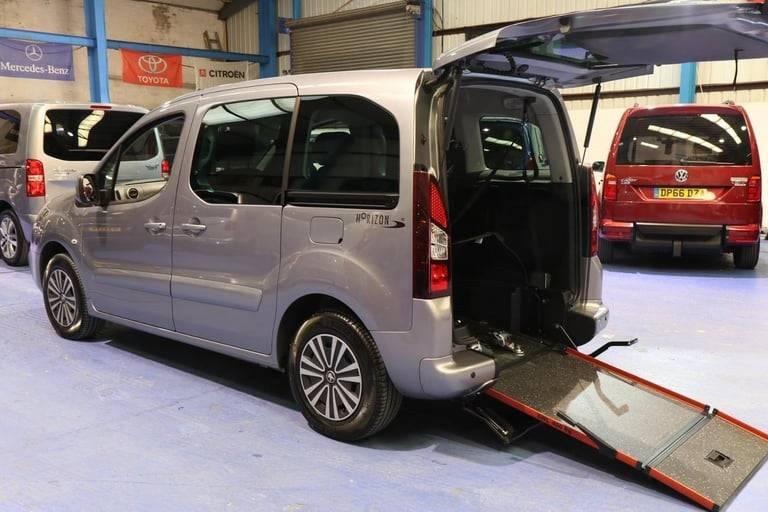 ZappAds: Peugeot Partner Petrol Wheelchair adapted wav accessible ...