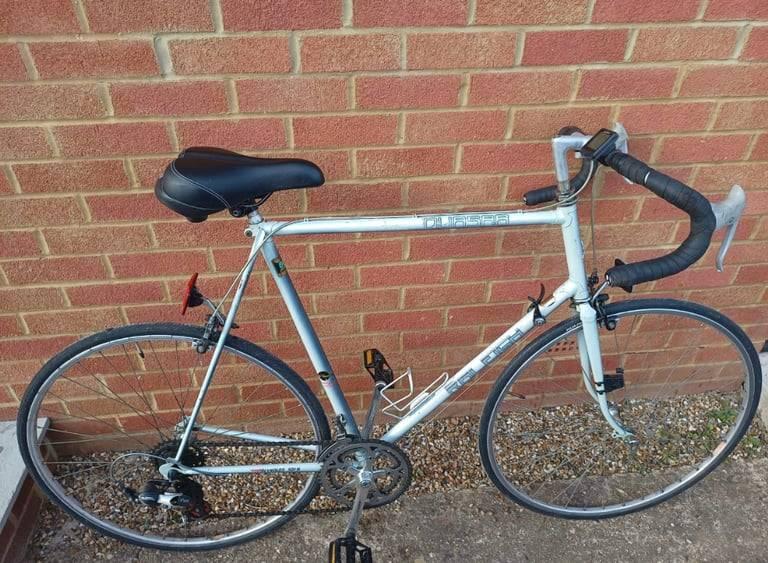 ZappAds: Raleigh Quasar 25 Inch Frame Light Road Cycle